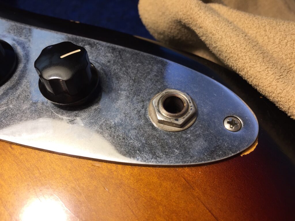 フェンダーメキシコJBのメンテナンス | Birdcageブログ